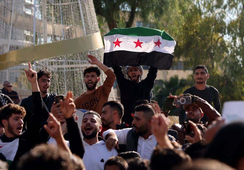 'Arab Spring' से अराजकता तक: कैसे सीरिया का गृह युद्ध उबाल पर पहुंच गया ...
