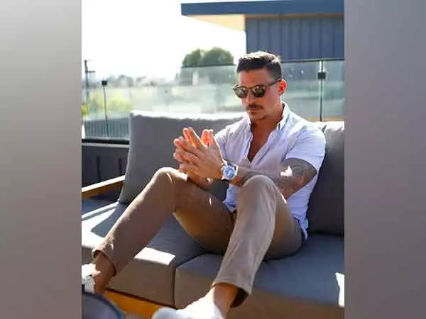 Jax Taylor ने अपने बेटे क्रूज़ के ऑटिज़्म निदान के बारे में अपडेट साझा ...