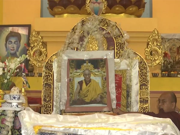 सिलीगुड़ी में कालचक्र मठ ने आध्यात्मिक, मानवीय कार्यक्रमों के साथ दलाई ...