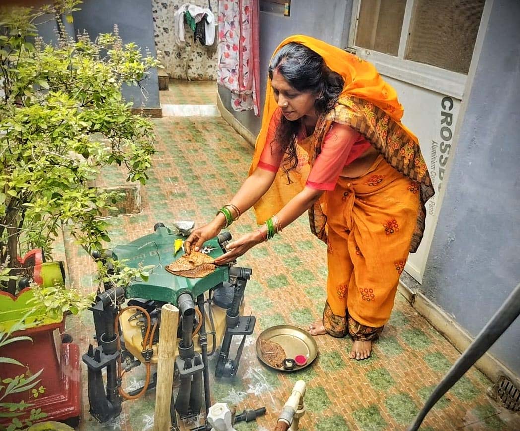 छत्तीसगढ़ के पारंपरिक हरेली तिहार में बालोद जिले में ड्रोन दीदियों ने ...
