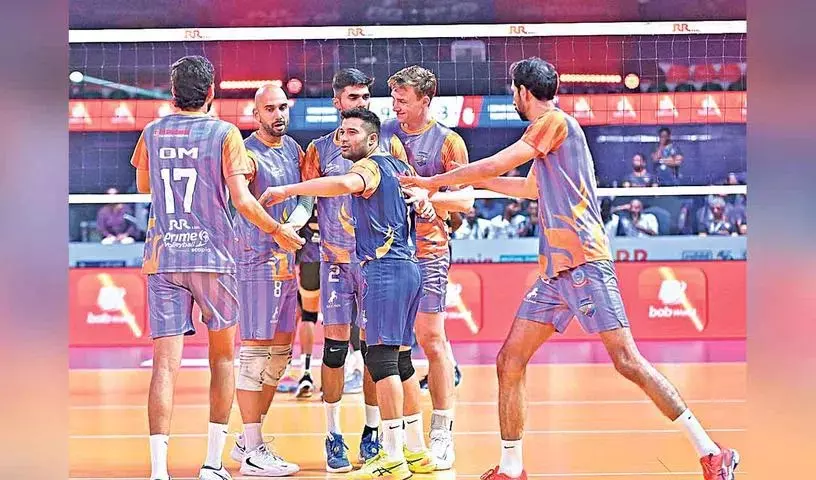 RR Kabel Prime Volleyball League: मुंबई मीटियर्स ने बेंगलुरु टॉरपीडोज़ ...