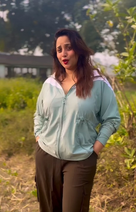 रानी चटर्जी ने शेयर किया मजेदार वीडियो, गाने पर लिपसिंक करती दिखीं ...