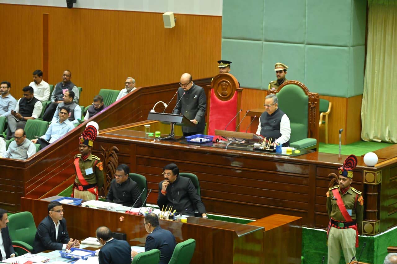 राज्यपाल डेका ने छग की 6वीं विधानसभा के अष्टम् सत्र को किया संबोधित ...